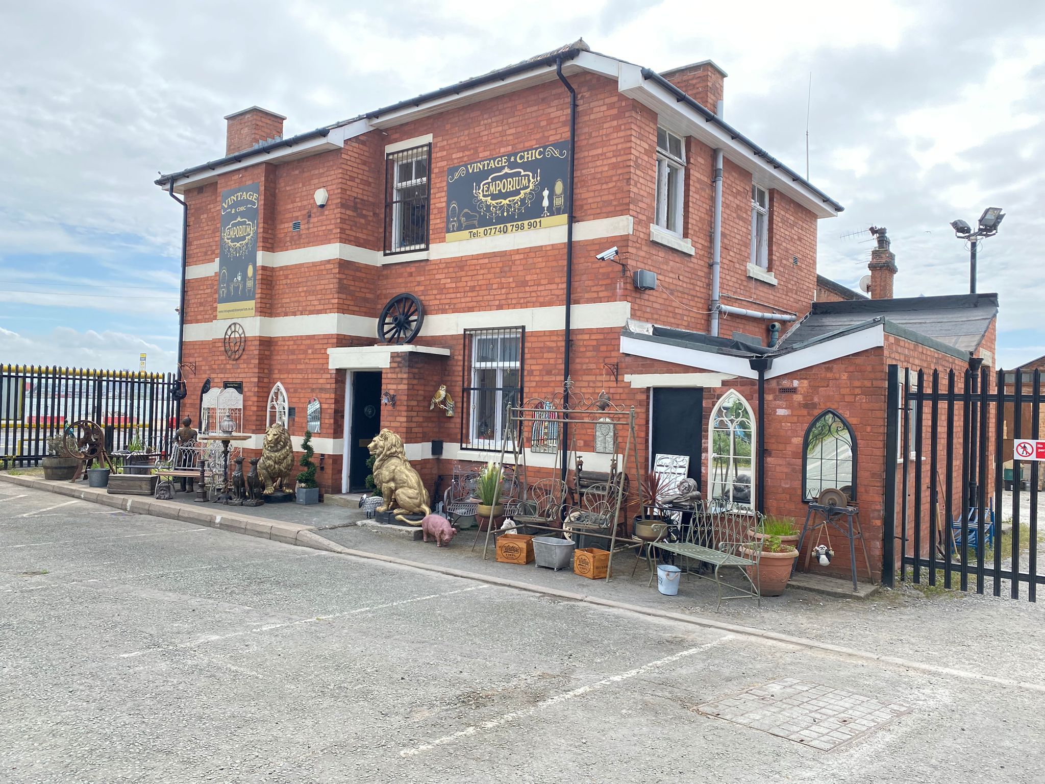 New In – The Vintage Emporium Wirral